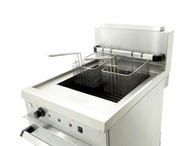 Falcon Chieftain Gas Fryer G1838 – Cater Revival | The North's Largest ...